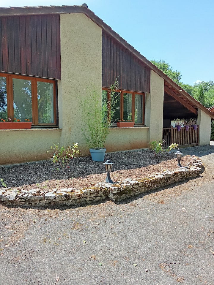 A Gramat 46 Gîte Mitoyen De 45m2 - Rocamadour