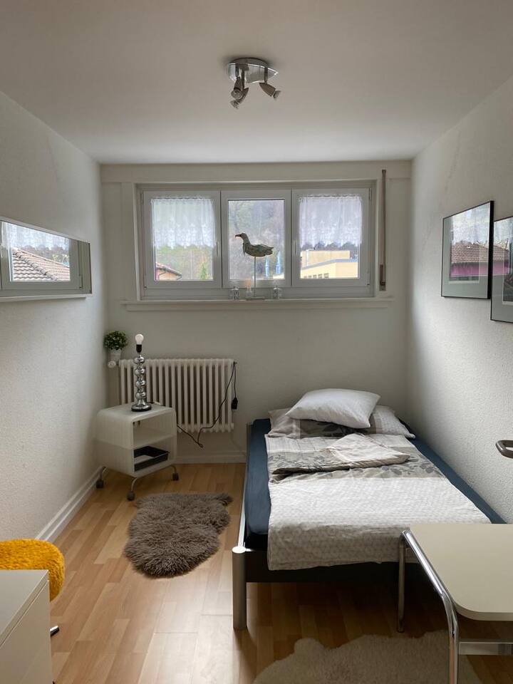 Günstiges Privatzimmer Ideal Für Städtereise Bern - Berna