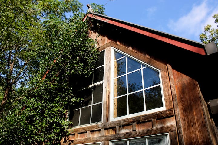 Stay Luce Carriage House - Llano, TX