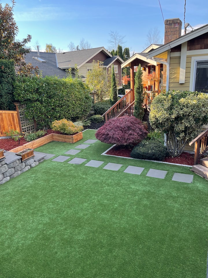 3br Gorgeous Downtown Kirkland Home W/ Yard & Ac - Kirkland, WA