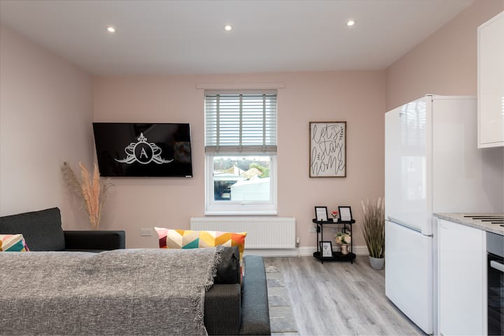 Work Accommodation | No Fuss, Just Comfort - Gillingham