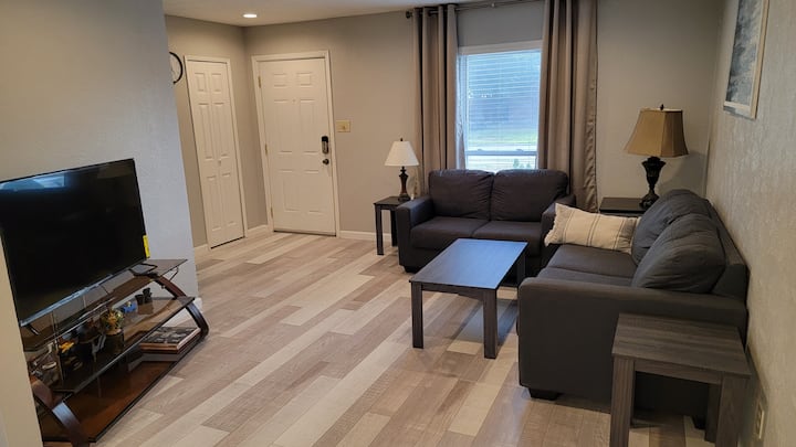 Private Two Bedroom House In The Colony - Frisco, TX
