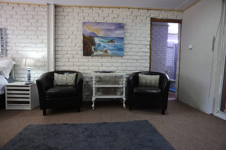 Unit 1 Standard Cottage - Kroonstad