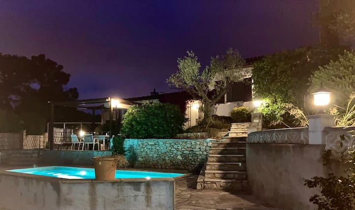 Villa + Studio Voor 7 Pers, Vlakbij Centrum Begur. - Begur