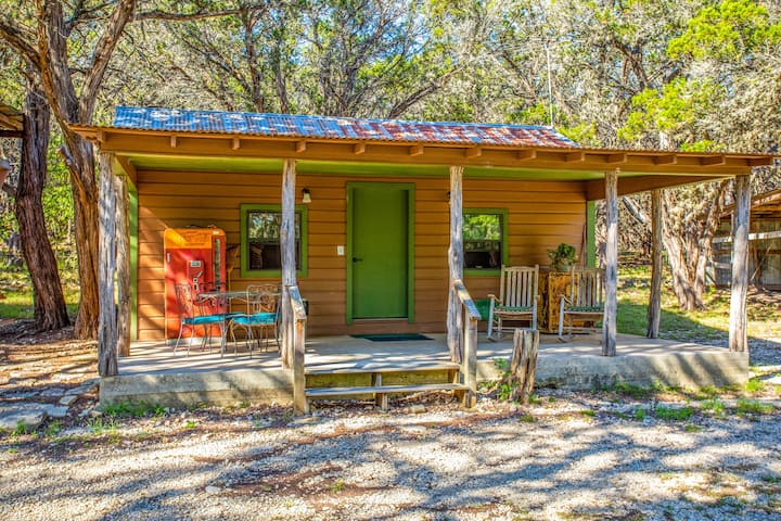 Clear River Cabin | Secluded 2br W/ River Access - Bandera, TX