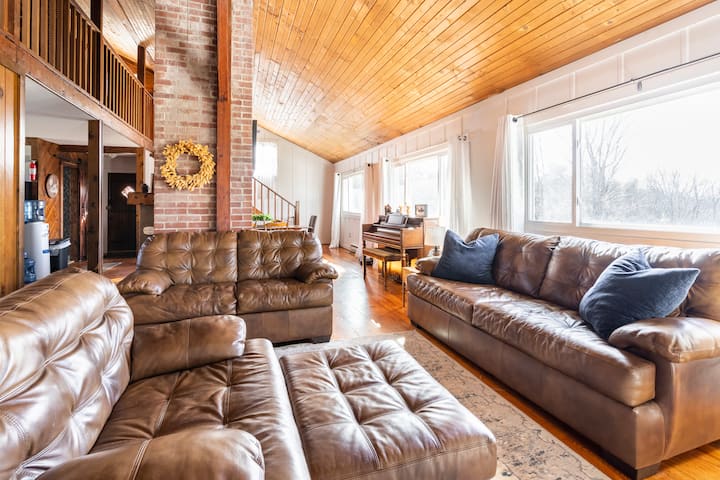 Family Friendly Cabin On Windridge Farm - Hocking Hills State Park, OH