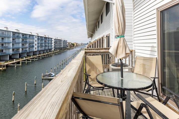 Family Friendly Luxury Ocean City Bayside Condo - Ocean City, MD
