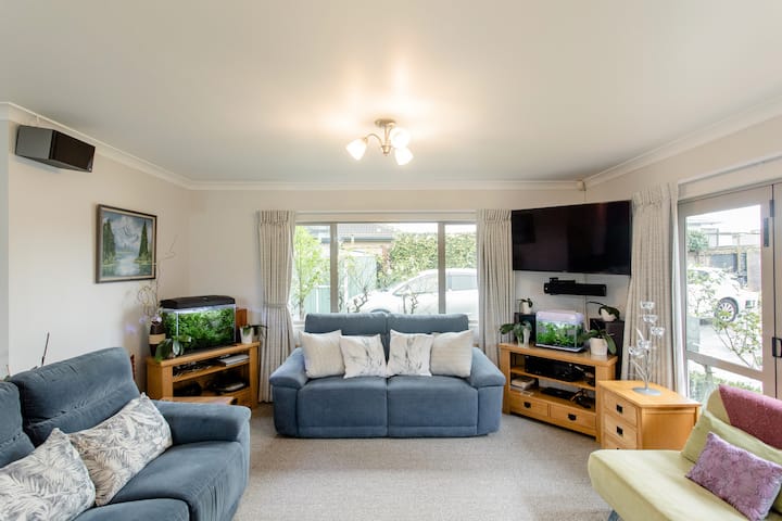 Centrally Located Room - Perfect Haven - Auckland