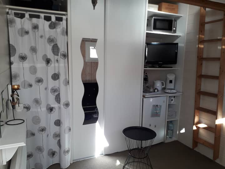 Petite Chambre Style Tiny House Avec Terrasse - Arcachon
