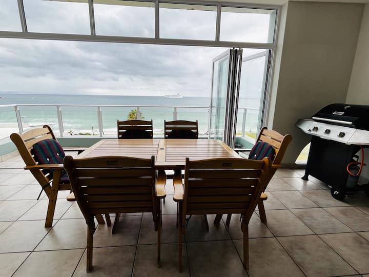 Panoramic Ocean View Apartment In Diaz Beach - Mossel Bay
