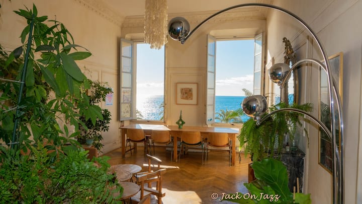 Appartement De 130 M2 Dans Palais Niçois - Nice