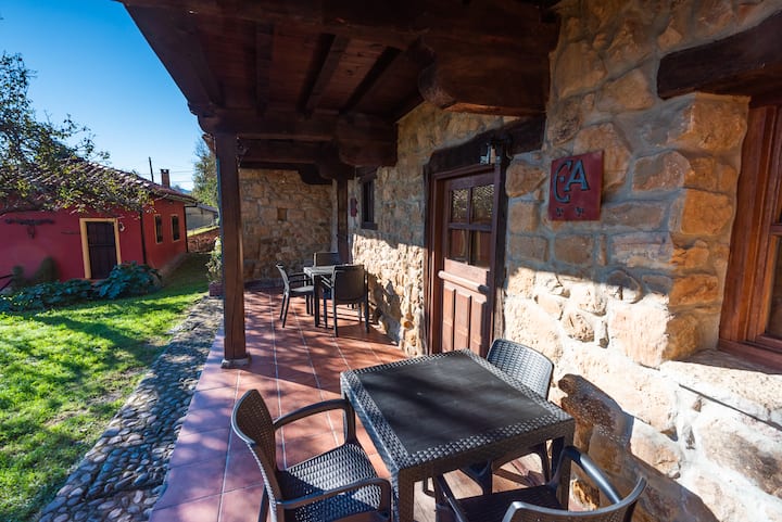 Disfruta De Robledo Petfriendly Con Estufa De Leña - Caravia