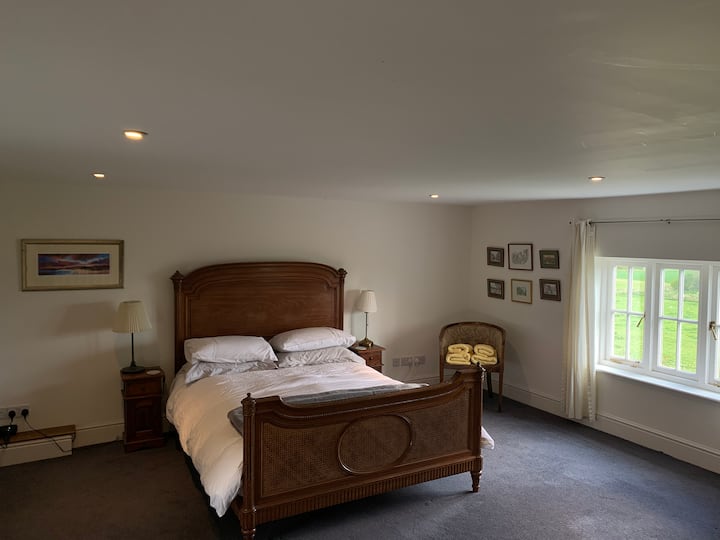 Barn Conversion, Annexed To A Georgian House. - Tewkesbury