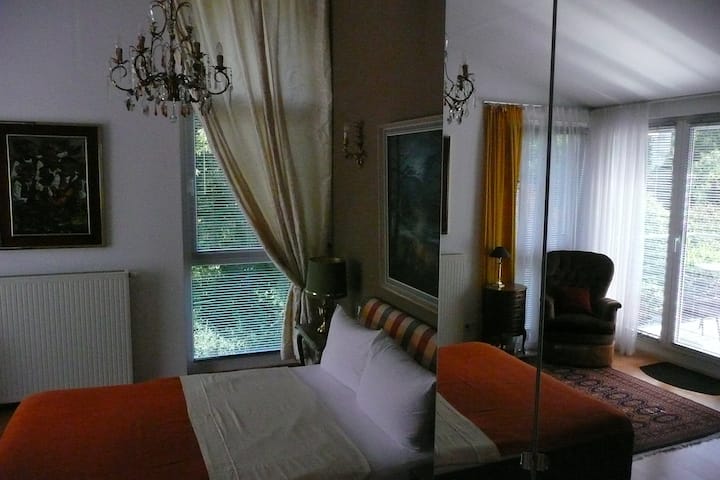 Komfortables Apartment In Frankfurt - Hofheim am Taunus