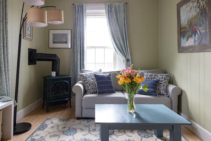 Chart Room - Camden Windward House - Camden, ME