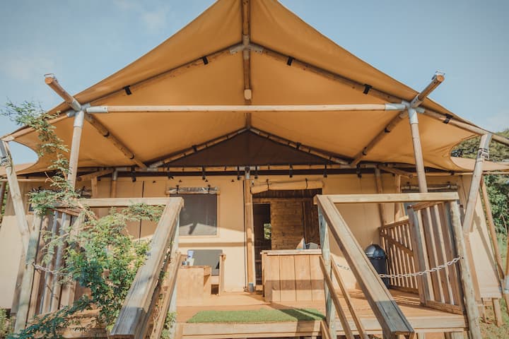 Hluhluwe Bush Camp Luxury Glamping Tent 3 - Hluhluwe