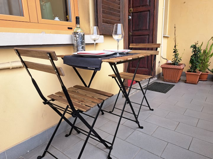 Tipica Casa Di Ringhiera In Tortona District - Milán