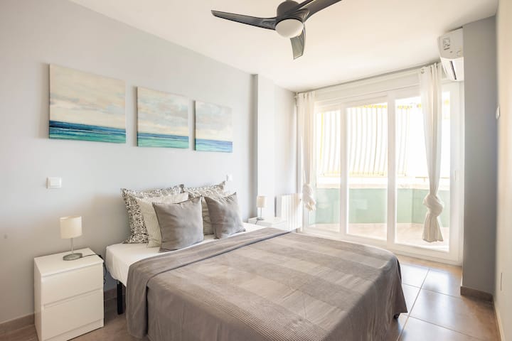 Brand New Renovated Apartment With Great Balcony - La Manga