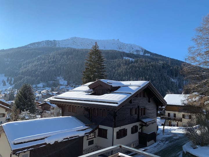 Sehr Zentrale 2-zi-wohnung In Klosters-platz! - クロスタース