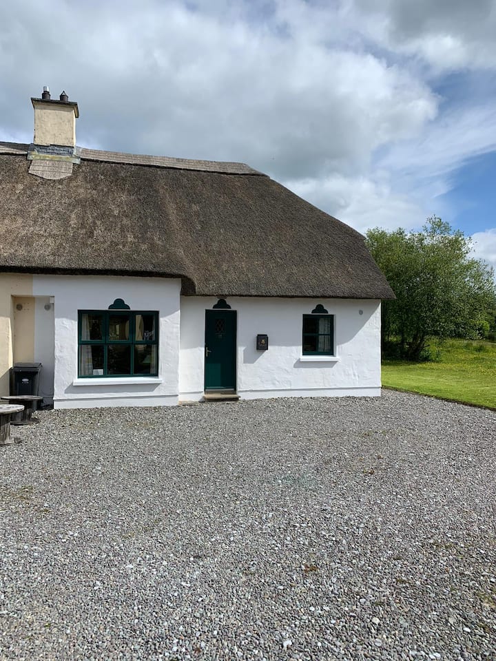 Charming Cottage In Killarney - Killarney