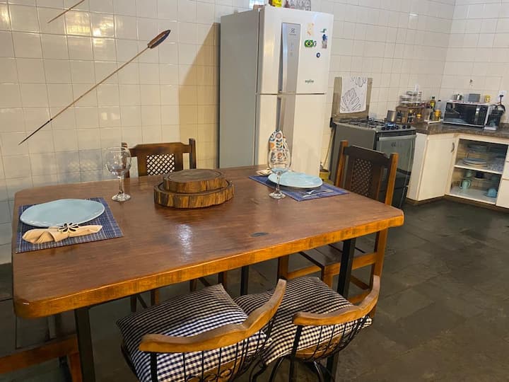 Casa Com Jardim E Pets Próxima Ao Aeroporto-quarto - Cuiabá