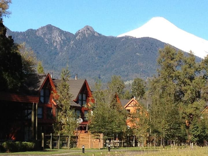 Casa En  Condominio De Pucón - Pucon