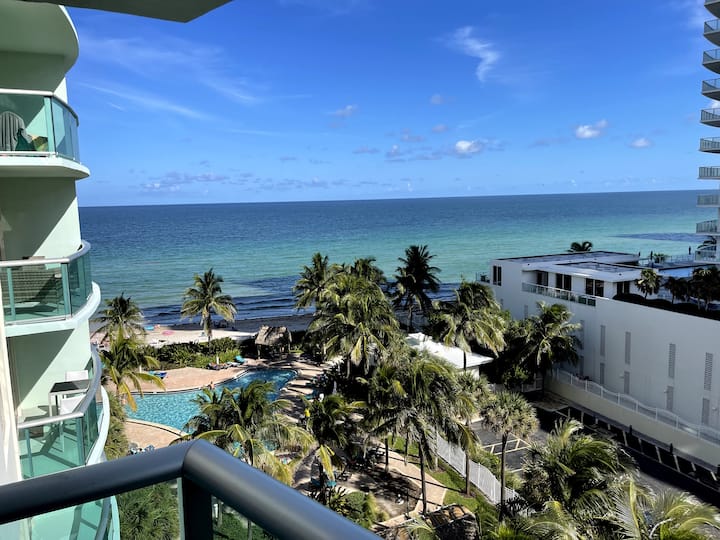 Oceanview Oasis In Hollywood Beach - Special Offer - Hollywood, FL