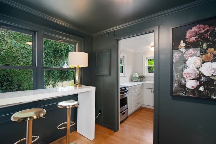 The Loft - City Views And Luxury Too! - Seattle, WA