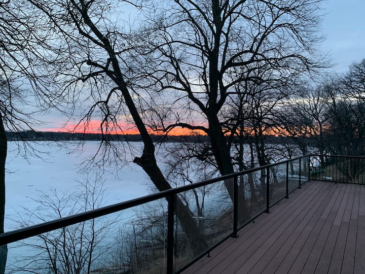 Beautiful 5000 Square Foot Lake Home - Lic #1963 - Alexandria, MN