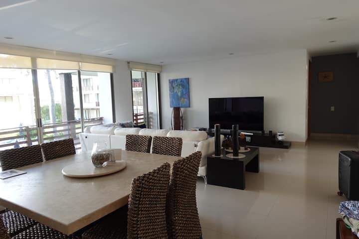 Beautiful Apartment With Beach Club, Acapulco Diamante - Acapulco