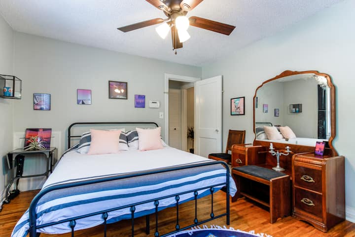 Quaint Classic Duplex On 15th By Tu & Fairgrounds - Tulsa, OK