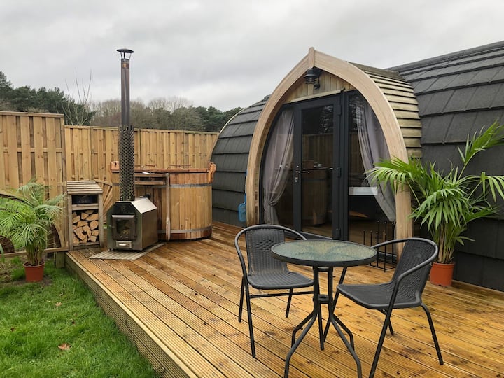 Bluebell Pod With Wood Fired Hot Tub - Suffolk