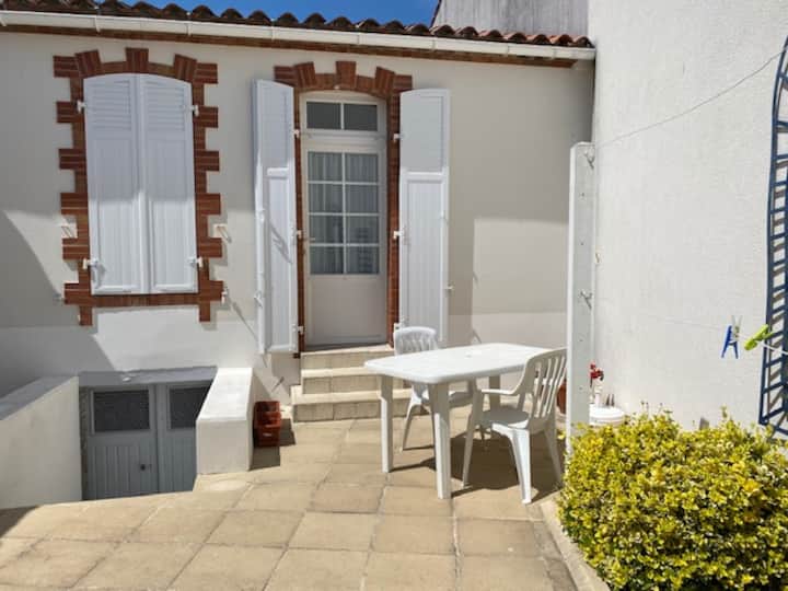 Petite Location Réf 202, Idéalement Situé - La Tranche-sur-Mer