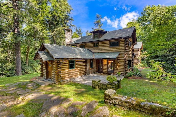 Hidden 24-acre Log Cabin On Big Creek Near Main St - Highlands, NC