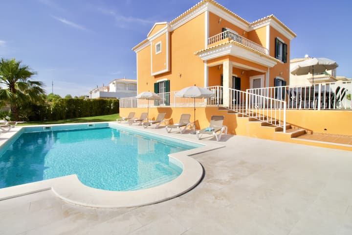 Villa Rosa - With Private Pool - Silves