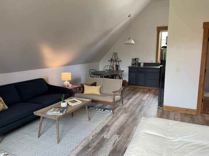 Cozy Studio Apt, 5 Minutes From Downtown Cb - Crested Butte, CO