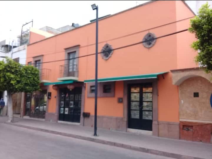 ¡Ven A Tequis! Casa En El Centro Del Pueblo - Tequisquiapan