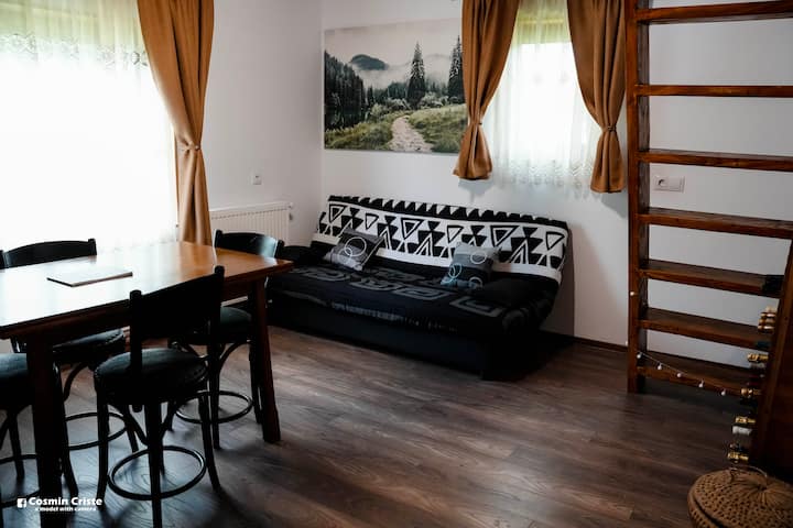 River’s Edge Retreat – Cozy Cabin With River View - Bratca