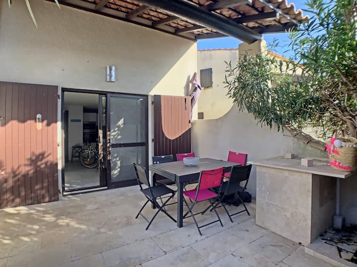 Mais Les Hameaux De Camargue N°47/48 - Arles