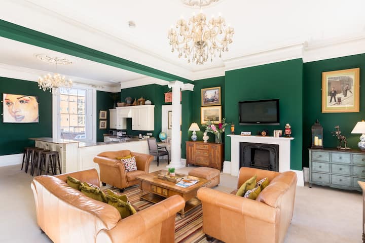 Grand Regency Apartment With Park Views Nr Docks - Gloucester