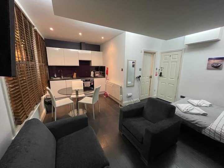 Studio 14 - 2nd Floor Front Corner - Centro de Londres