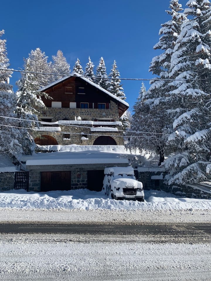 Valberg - Chalet Mitoyen, 8 Couchages, Face Pistes - Beuil