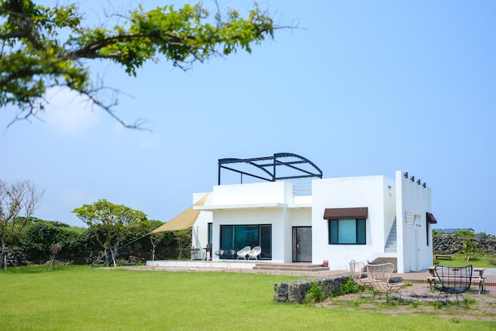 「Jauhaneun 」자유하는 - Jeju-si