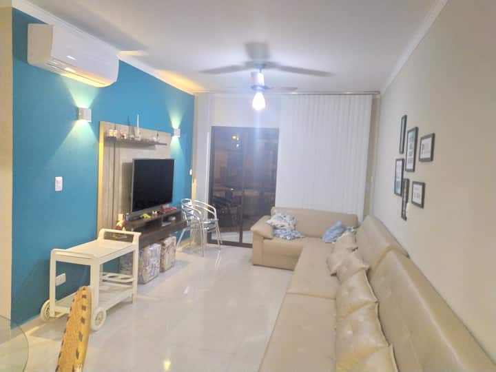 Apartamento  Climatizado. Guarujá Enseada - Guarujá
