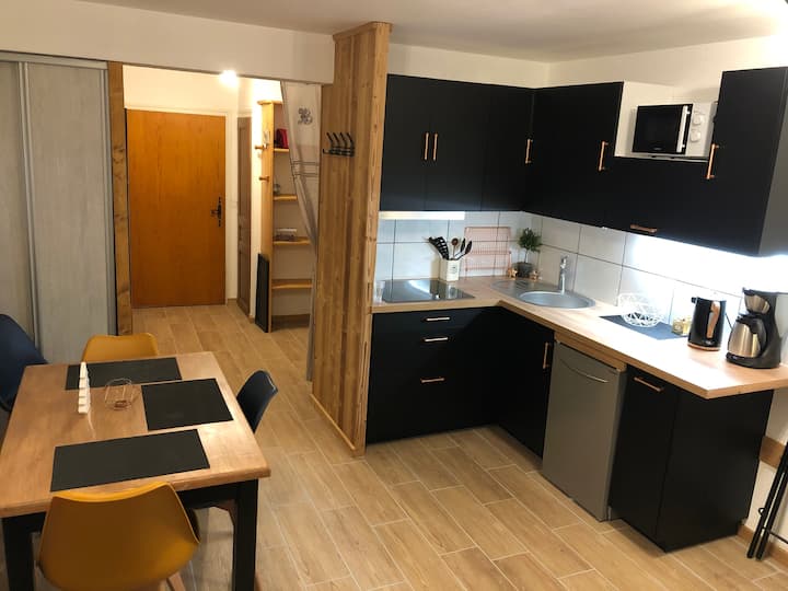 Grand Studio Lumineux Rénové Pour 4 Personnes - Les Crosets (Val-d'Illiez)