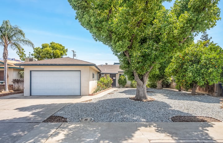 4-bed Home W/garage~wifi&airport - Clovis, CA