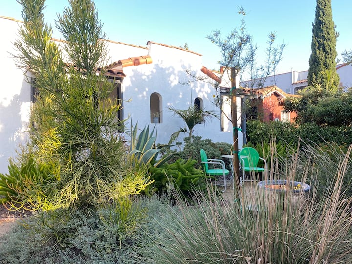 Mid-city La Hideaway - Los Angeles