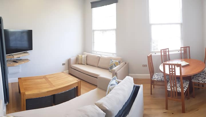 2 Bedroom Apartment - Close To Town Centre - Tewkesbury
