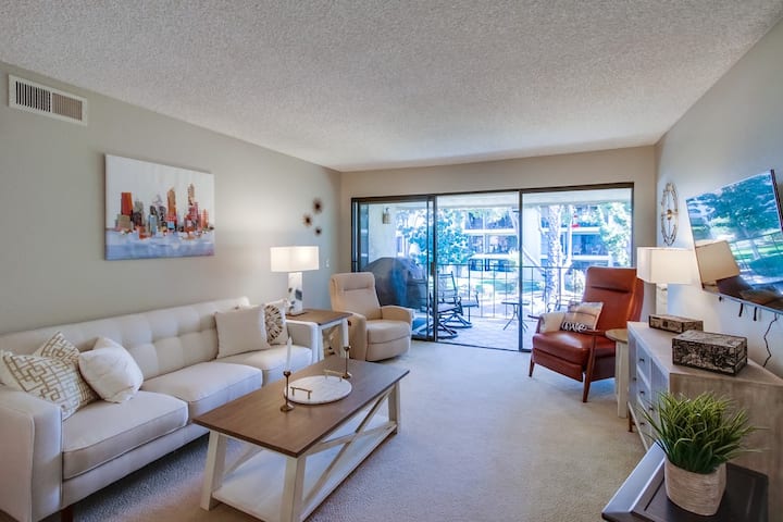 Fully Remodeled Stunning Resort Living! - Poway, CA