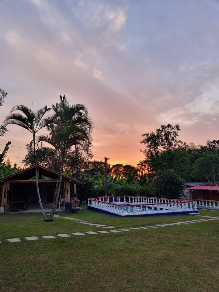 Relajate A Solo 7 Min Del Aeropuerto - La Tebaida
